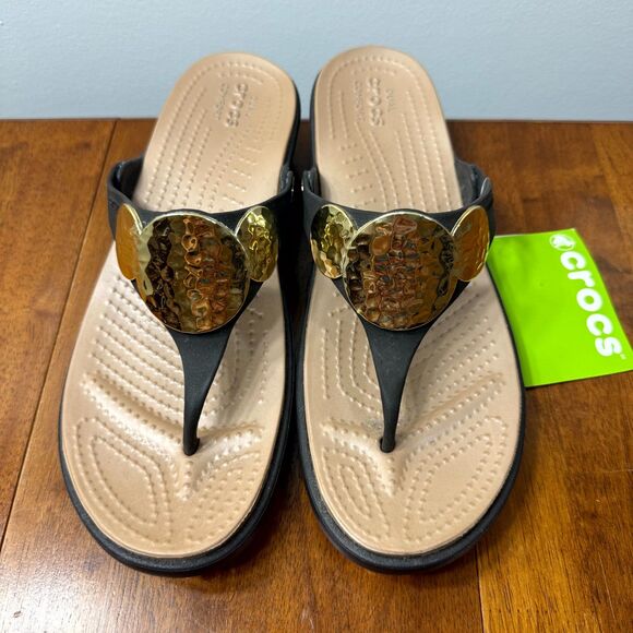 CROCS | Shoes | Crocs Dual Comfort Sanrah Embellished Wedge Flip ...